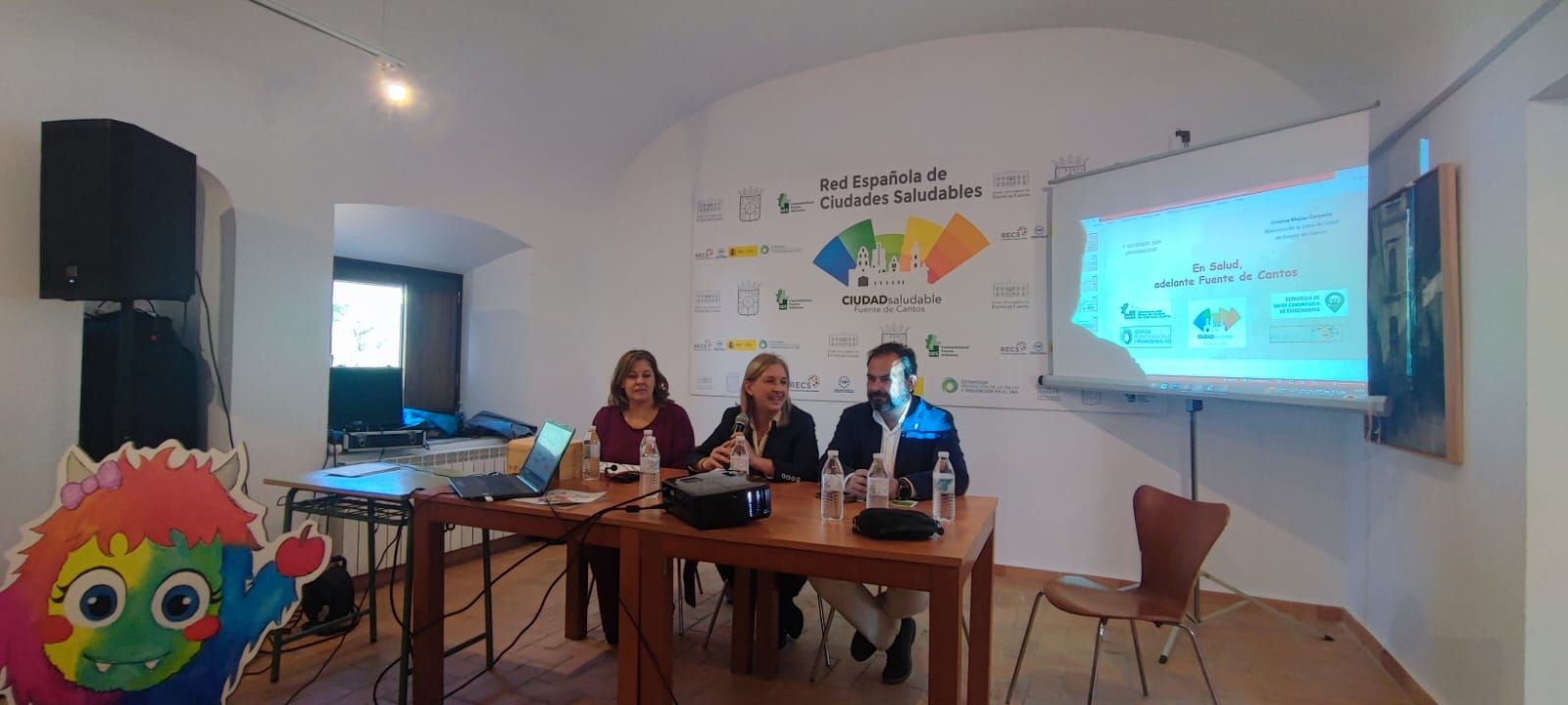 La alcaldesa de Fuente de Cantos destaca la colaboración comunitaria en ...