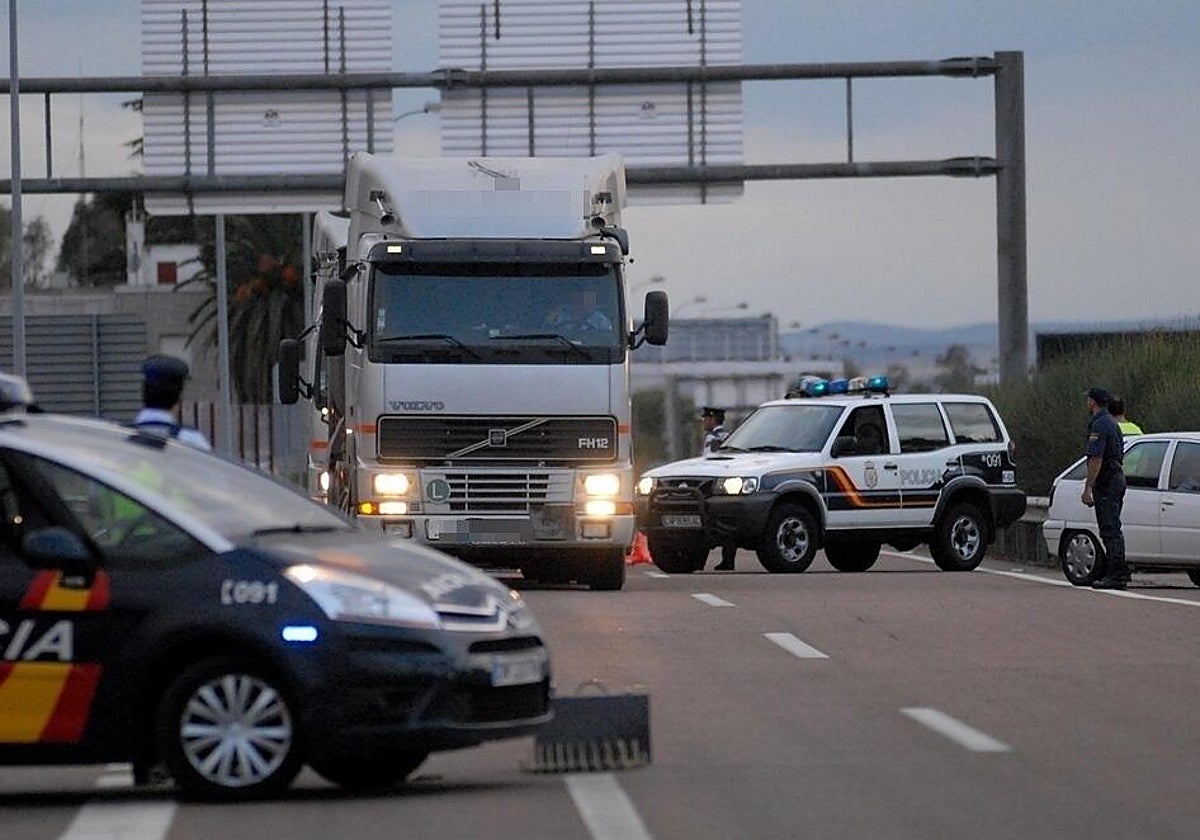 El detenido con 240 kilos de cocaína en Badajoz alega que metieron la ...