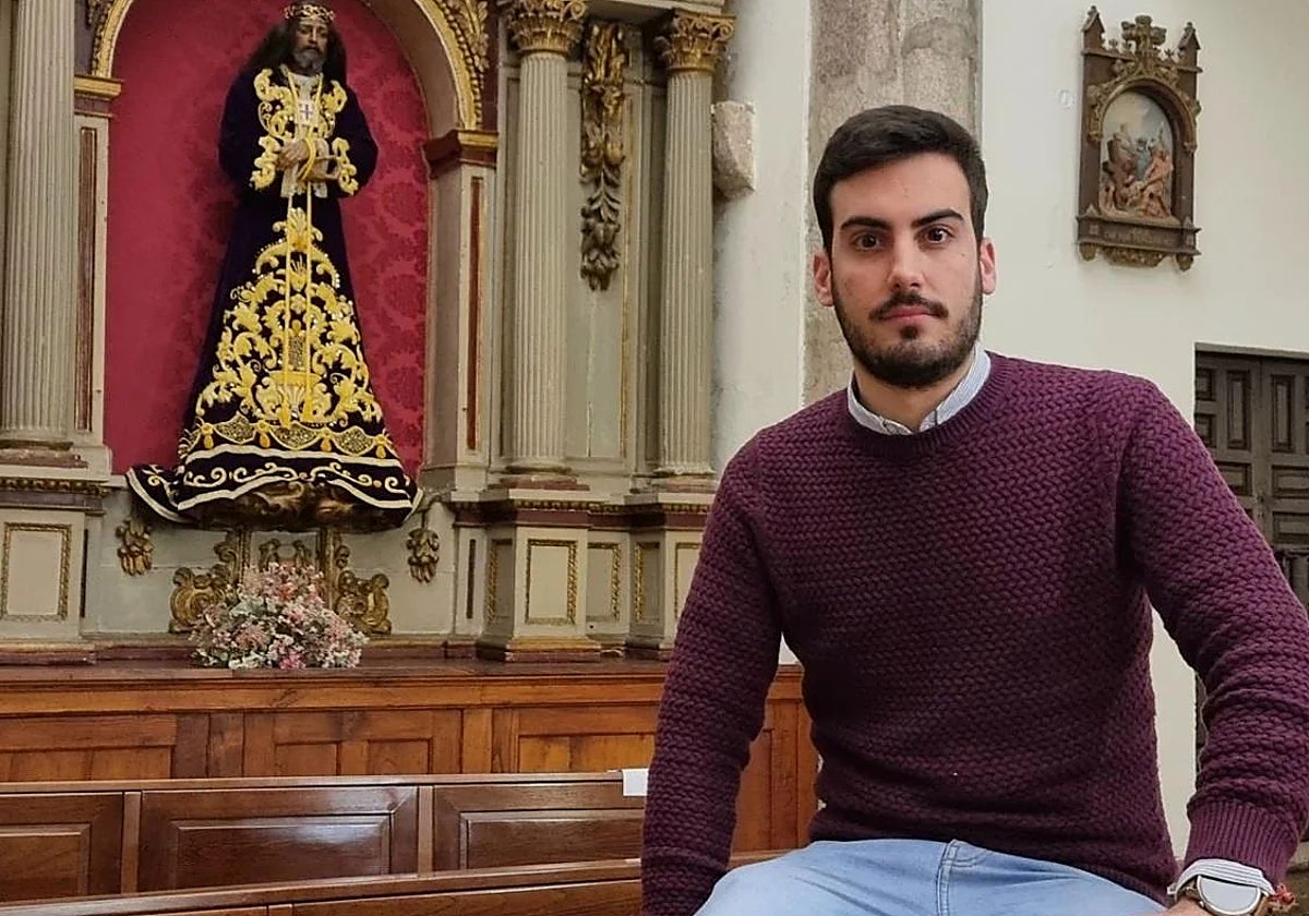 La política cambia de hermano mayor a la Cofradía Infantil de Mérida | Hoy