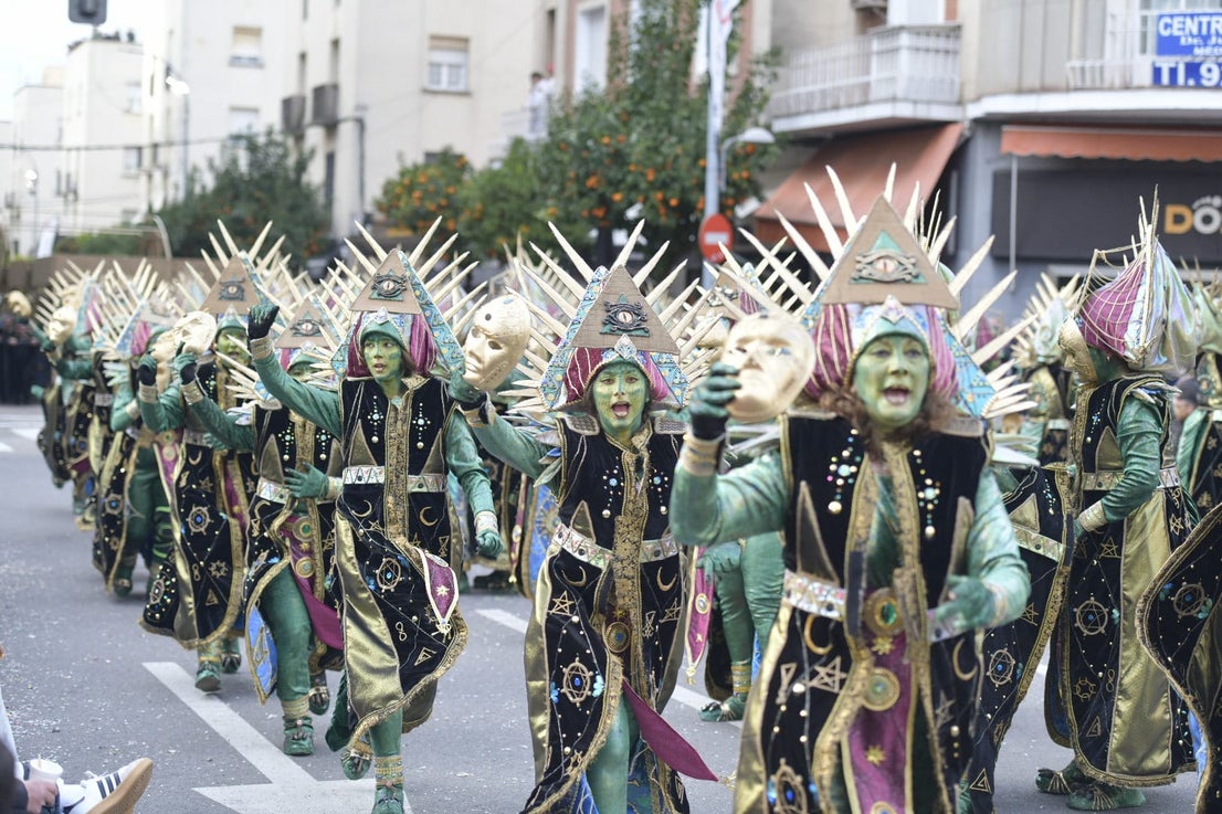 Fotos | Gran desfile de comparsas del Carnaval de Badajoz 2026 (II) | Hoy