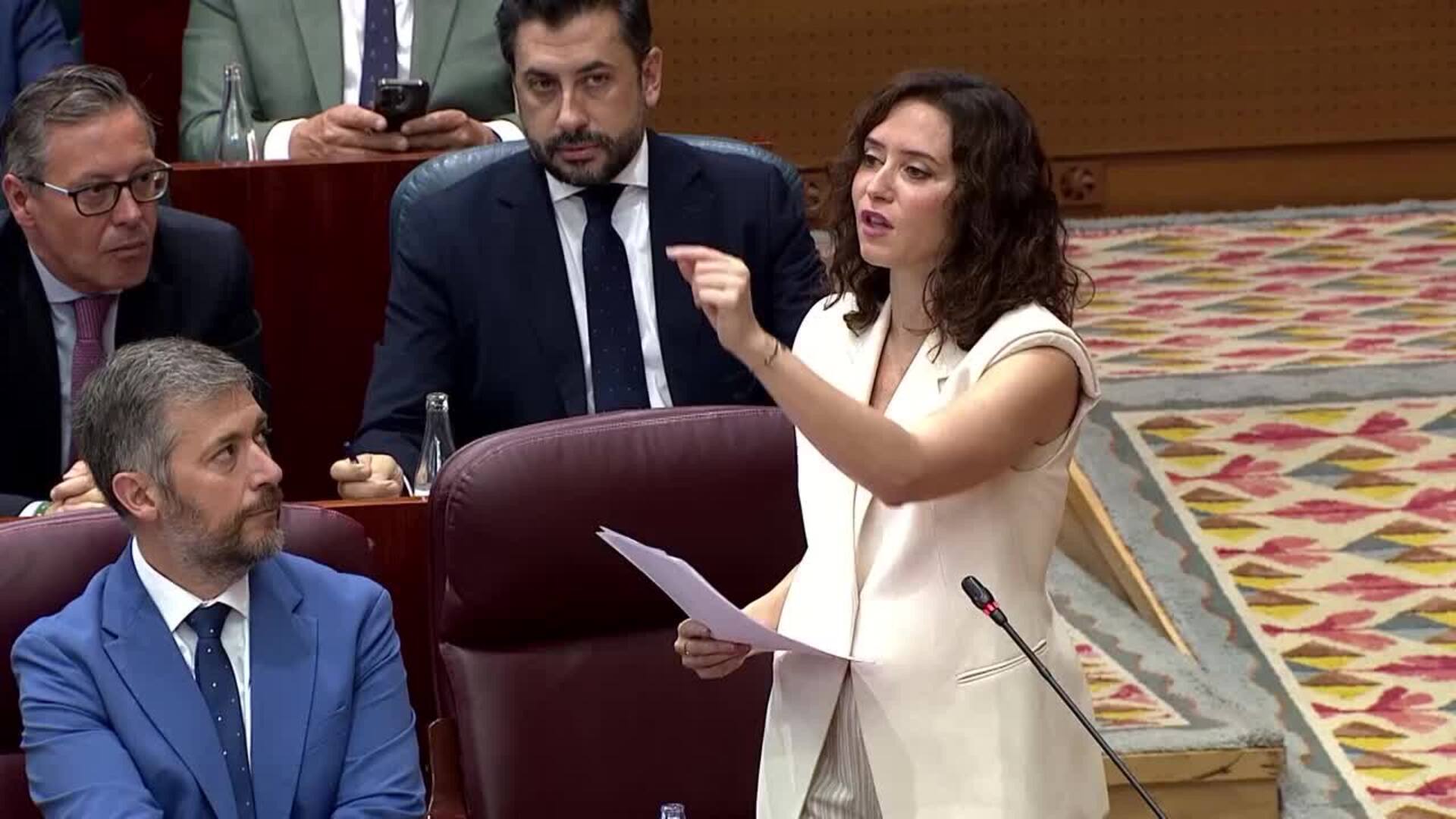Ayuso tacha a Espinar (PSOE) de "representante de la corrupción" de ...