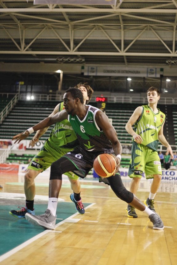 Thomas y Corrales son duda ante el Breogán | Hoy