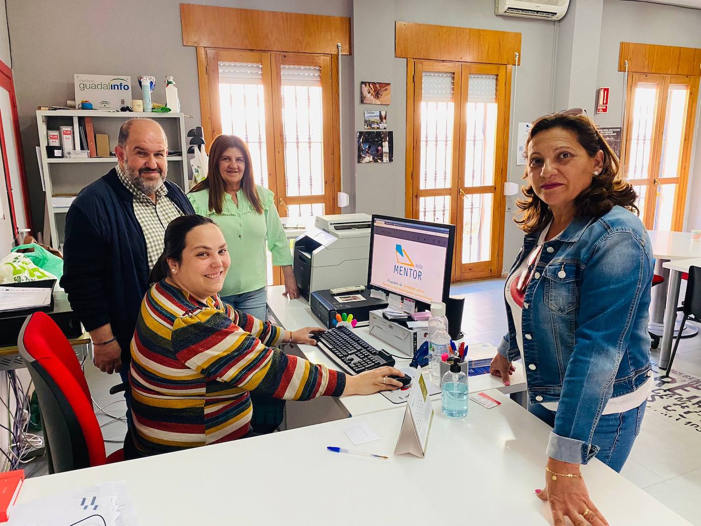 Dalías oferta un centenar de cursos a través de Aula Mentor | Ideal