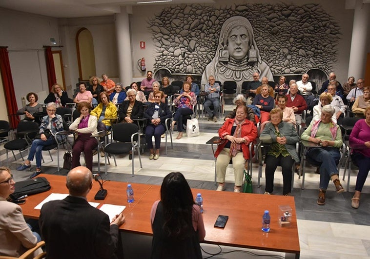 45 alumnos en el nuevo curso del Aula Permanente de Formación Abierta ...