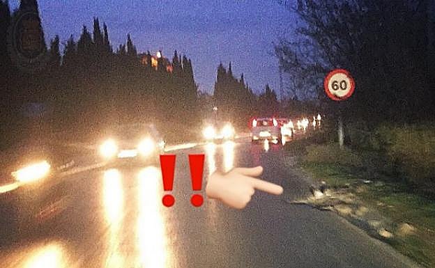 "Es muy peligroso": alertan del enorme socavón que hay en una ...