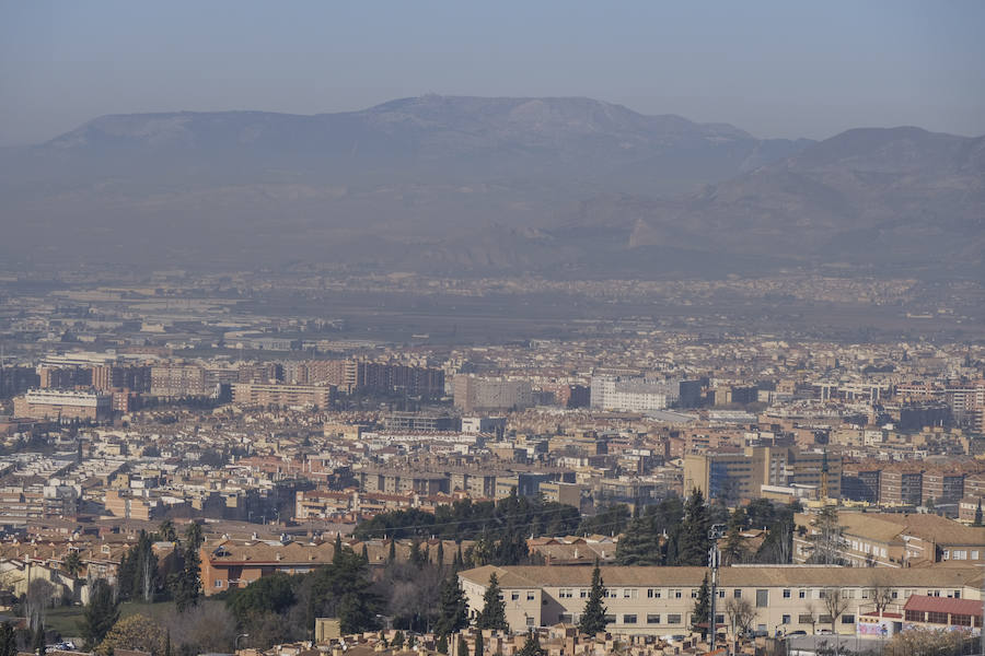 Fotos: Granada, envuelta en contaminación | Ideal