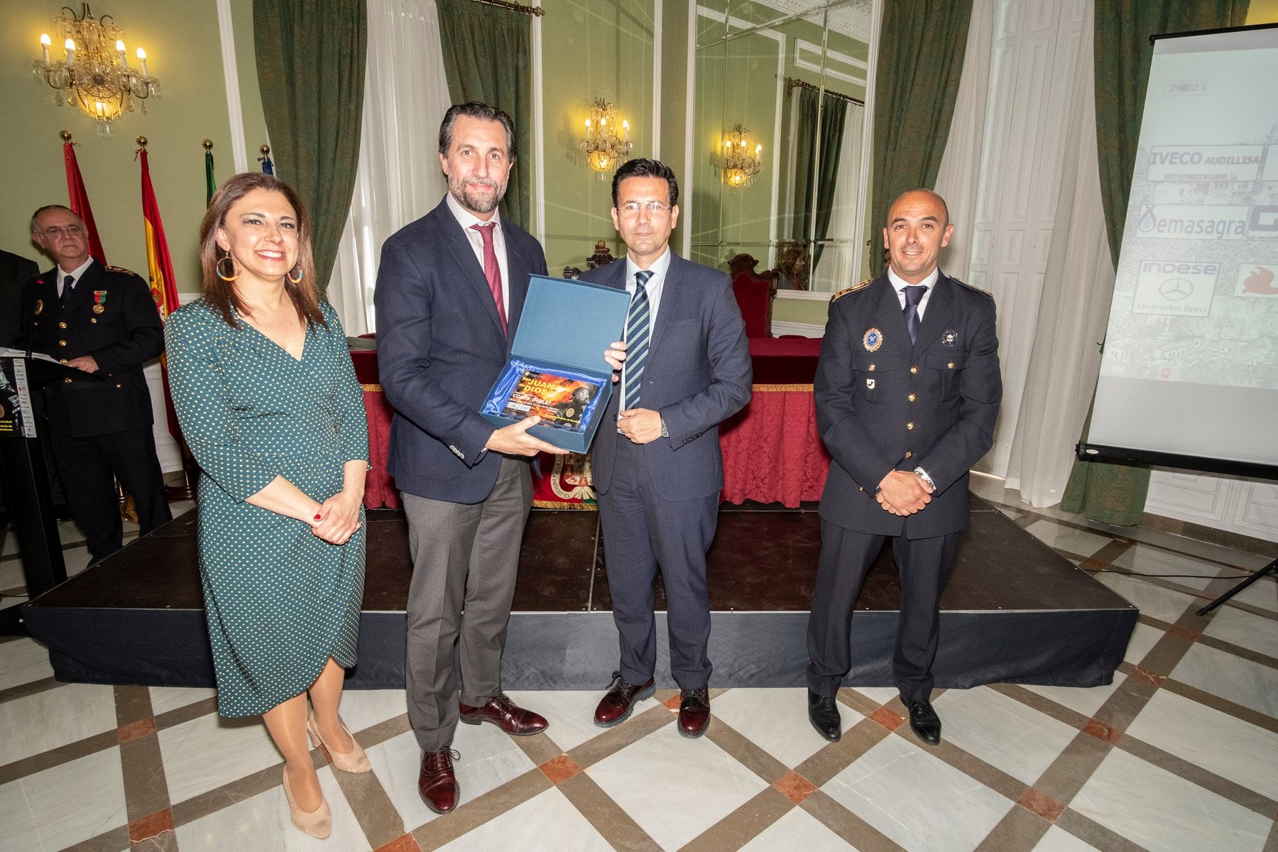 Fotos: Once nuevos efectivos se incorporan al Servicio de Bomberos de ...