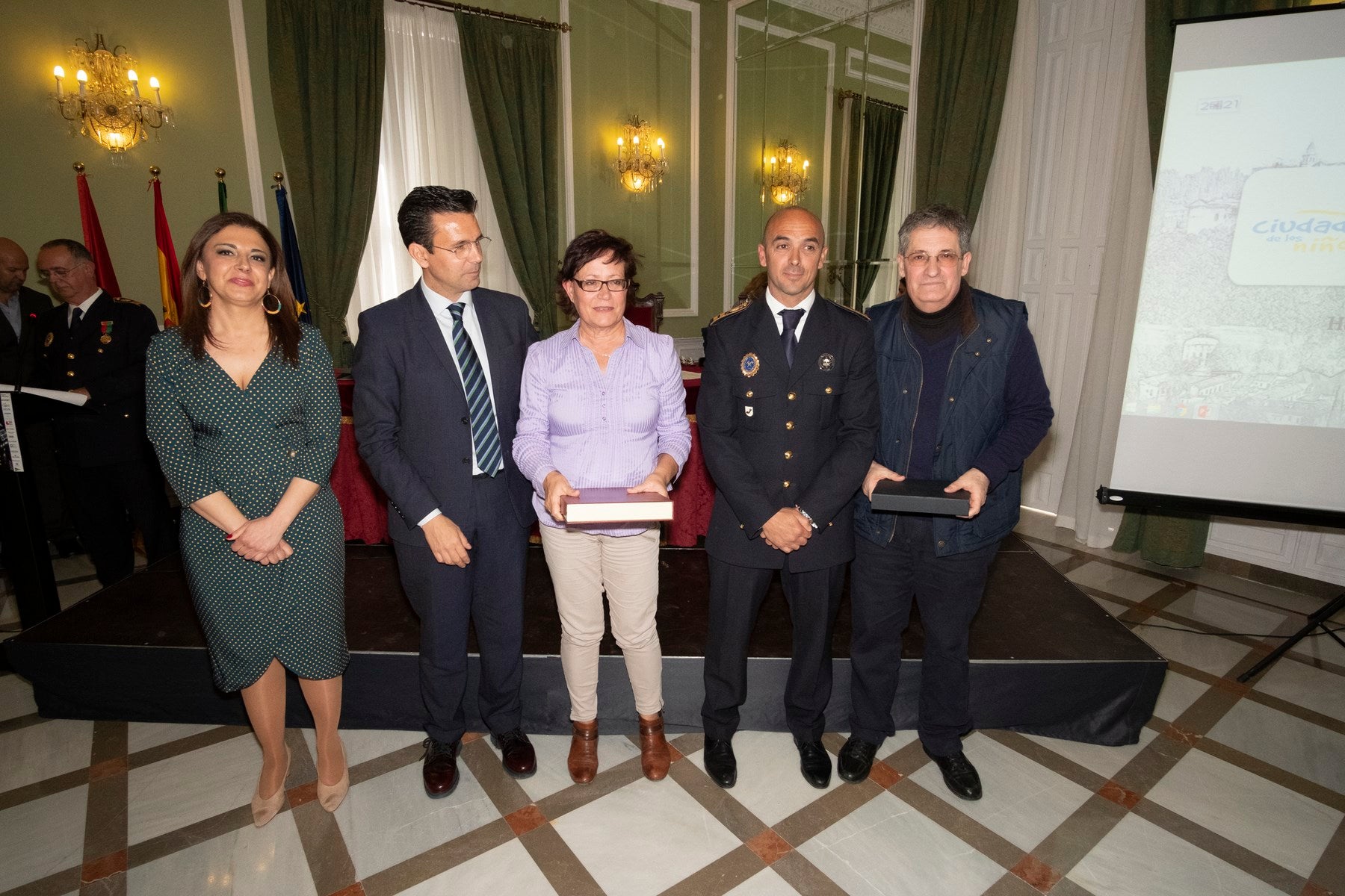 Fotos: Once nuevos efectivos se incorporan al Servicio de Bomberos de ...