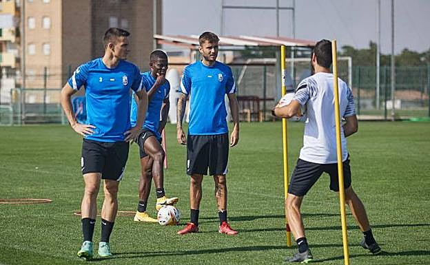 Ramón Azeez se presentó a entrenar a pesar de estar despedido | Ideal