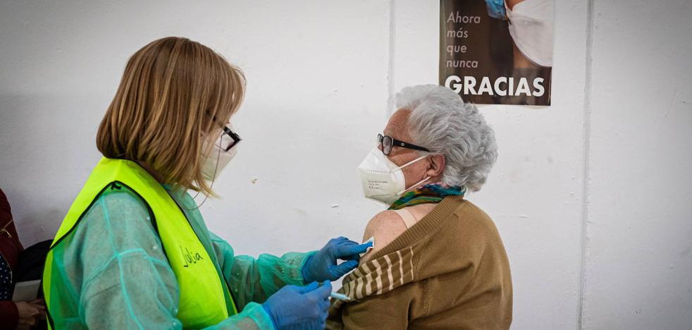 Vacunas covid y ómicron: La EMA pide ya la cuarta dosis a mayores de 60 años y plantea una ...