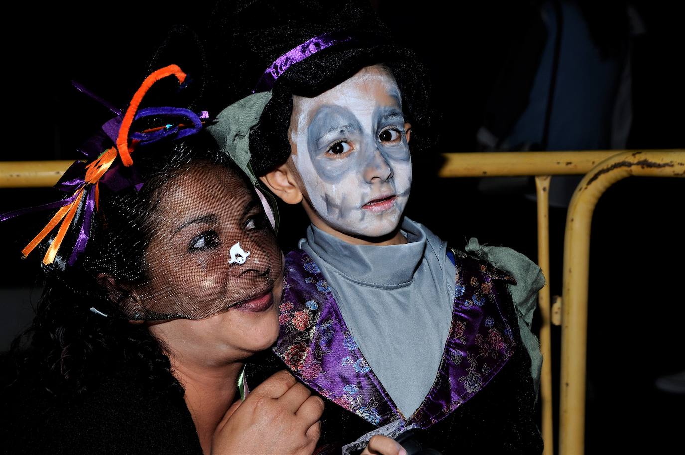 Fotos: Primer correo de la Fiesta de la Castaña en Lanjarón | Ideal