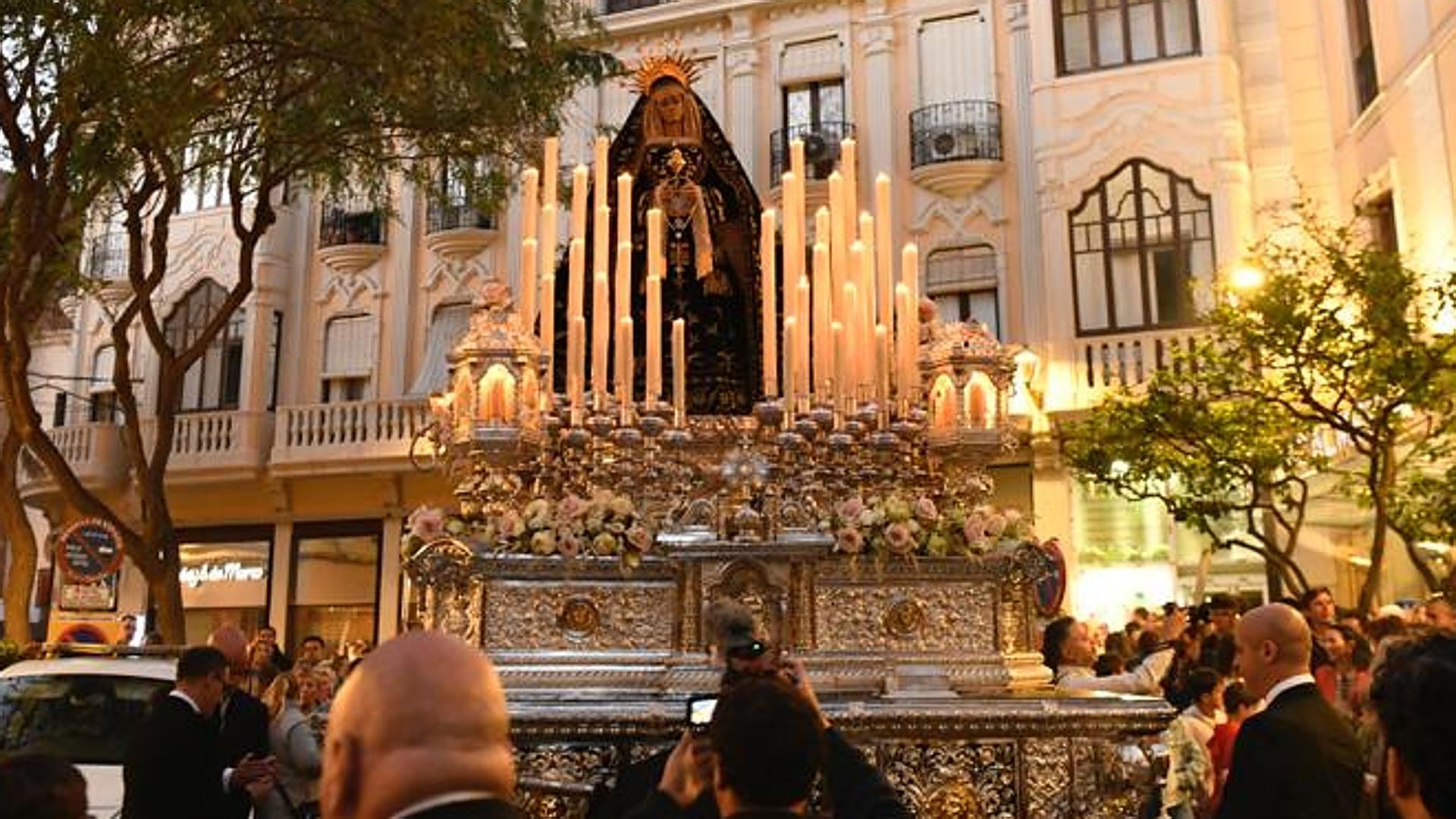 Semana Santa en Granada: Granada celebra los buenos datos de una Semana ...