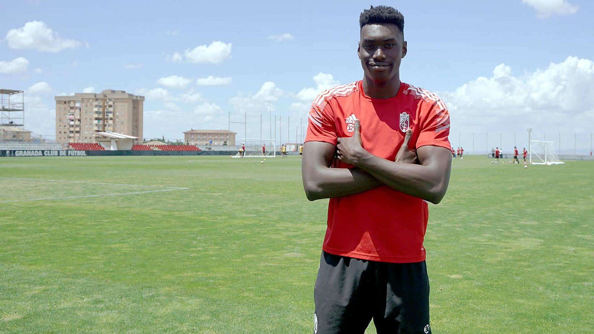 «Mi sueño en el fútbol es quitar a mi madre de trabajar, se lo debo todo» | Ideal