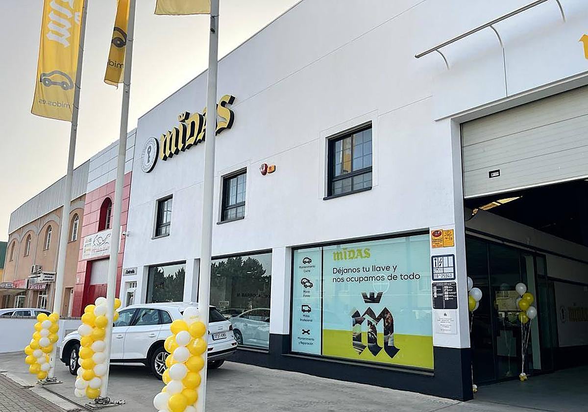 Midas abre un nuevo taller de coches en Guadix | Ideal