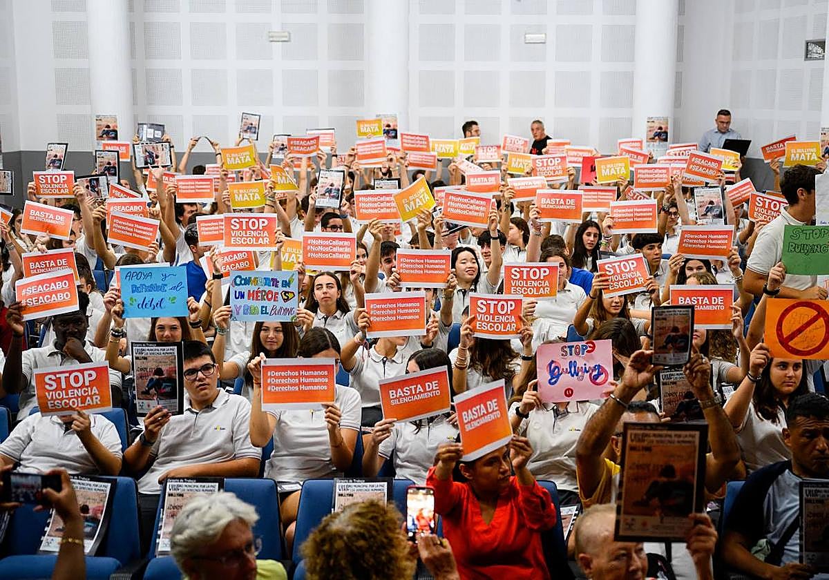 Stop al acoso en las aulas | Ideal