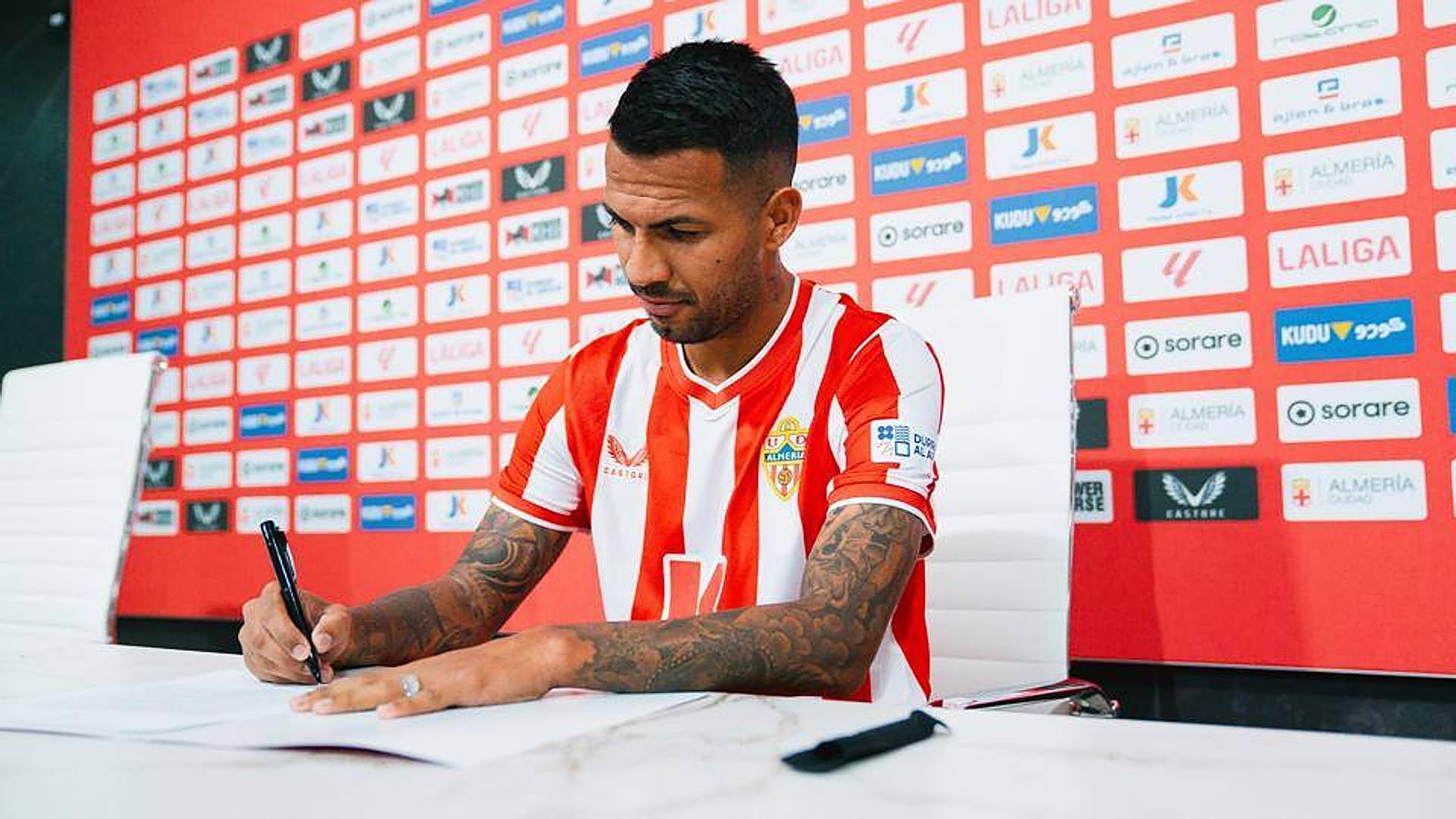 Jonathan Viera llega a la UD Almería para quedarse más tiempo | Ideal