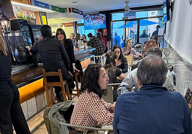 Bares: La curiosa historia tras un conocido bar de Granada que le salvó ...