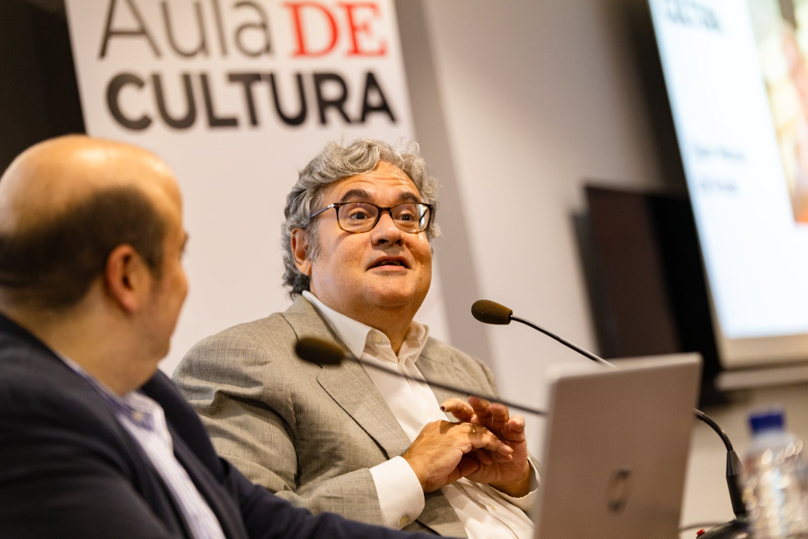 Las imágenes de la presentación de la novela de Juan Manuel de Prada ...