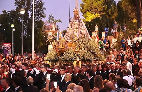 La Patrona de Motril estará en devoto besamanos este domingo por ...