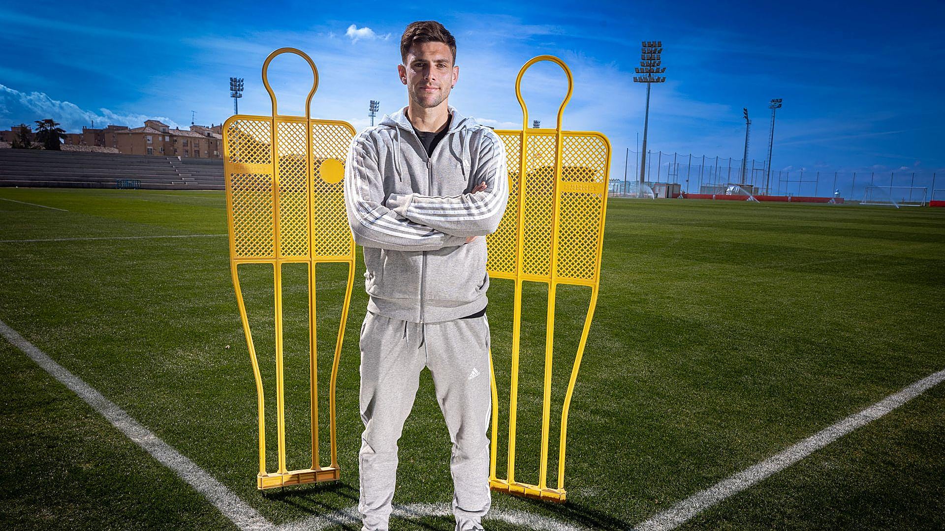 Lucas Boyé | Delantero del Granada: «Me saca bastante energía que no me ...