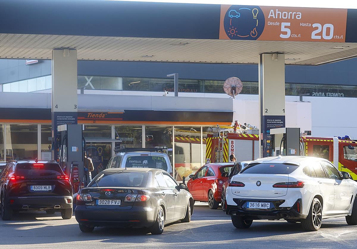 La prueba definitiva para saber qué gasolina dura más en tu coche | Ideal