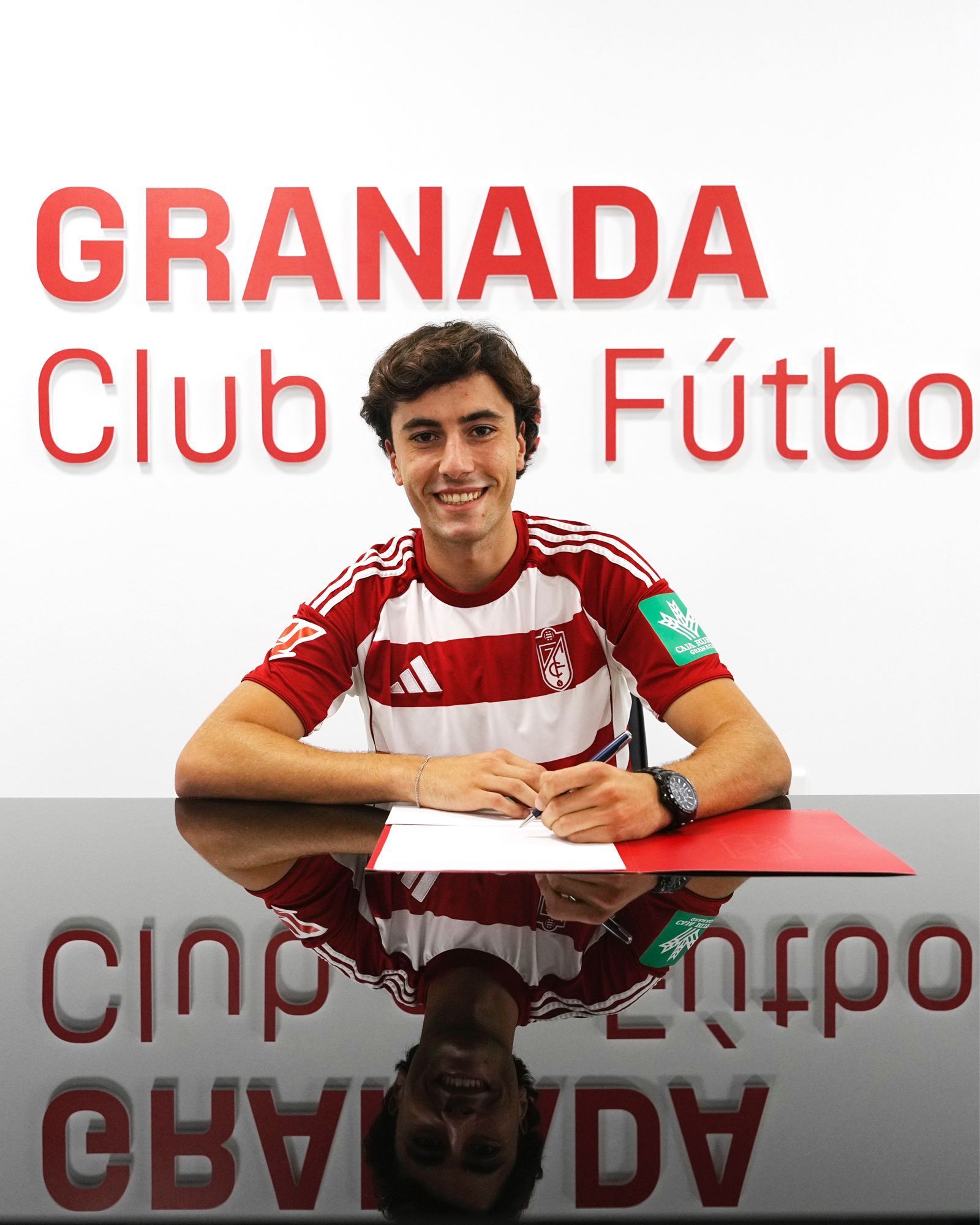 Mercado de fichajes: Oficial: el Granada confirma a Diego Hormigo | Ideal