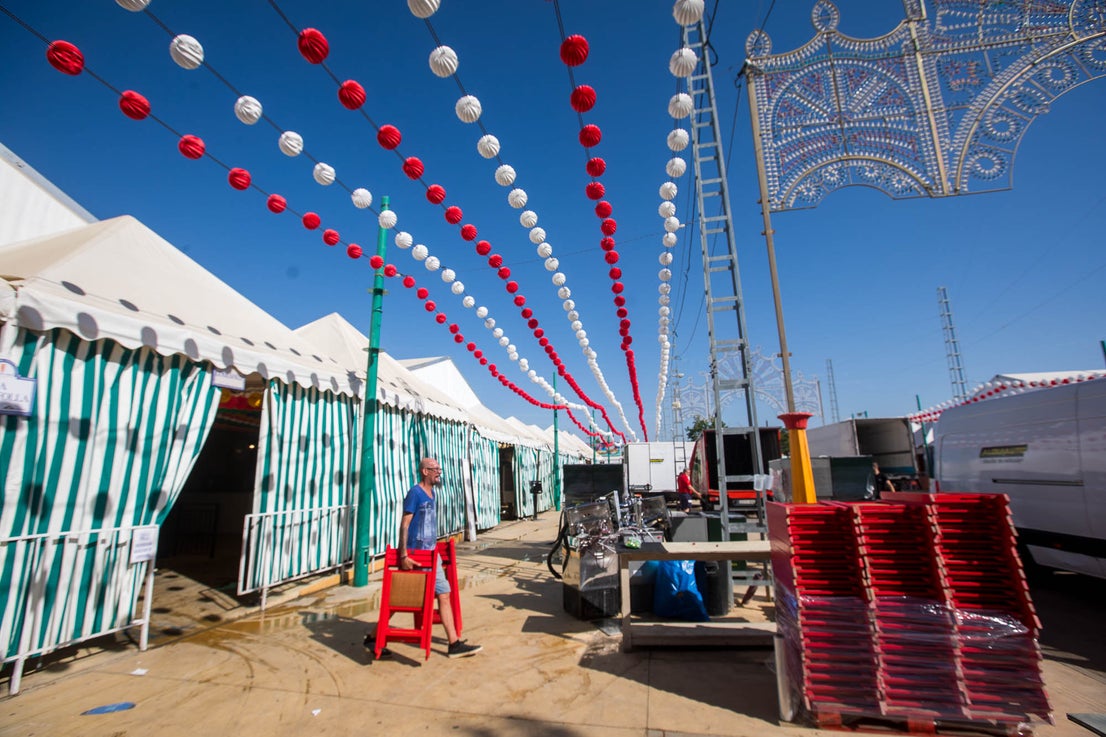 El Corpus desmonta sus casetas tras exprimir al máximo la feria | Ideal