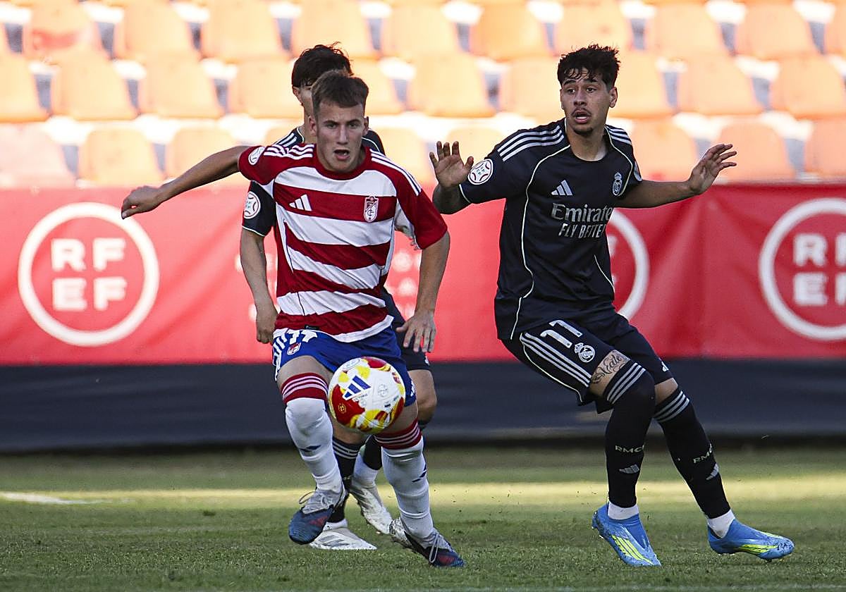 Promesa: Aitor Arnedo, el 'tapado' del Juvenil del Granada CF que atrae ...