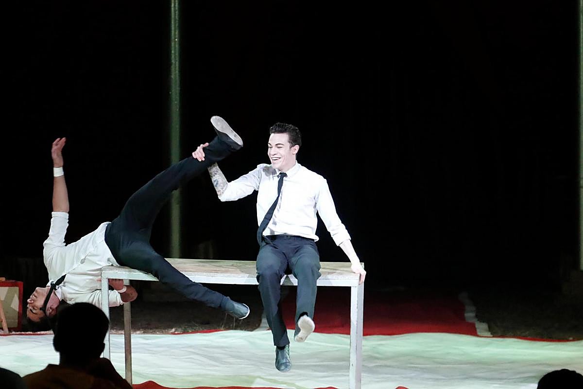 Los números circenses, acrobacias y la magia del Circo Quirós ya ...