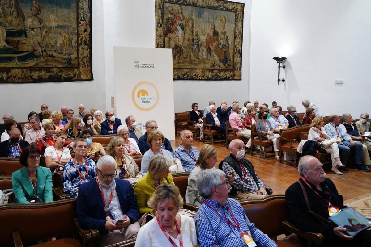 Los testimonios de antiguos alumnos que salieron de la Universidad de ... Los testimonios de antiguos alumnos que salieron de la Universidad de ...