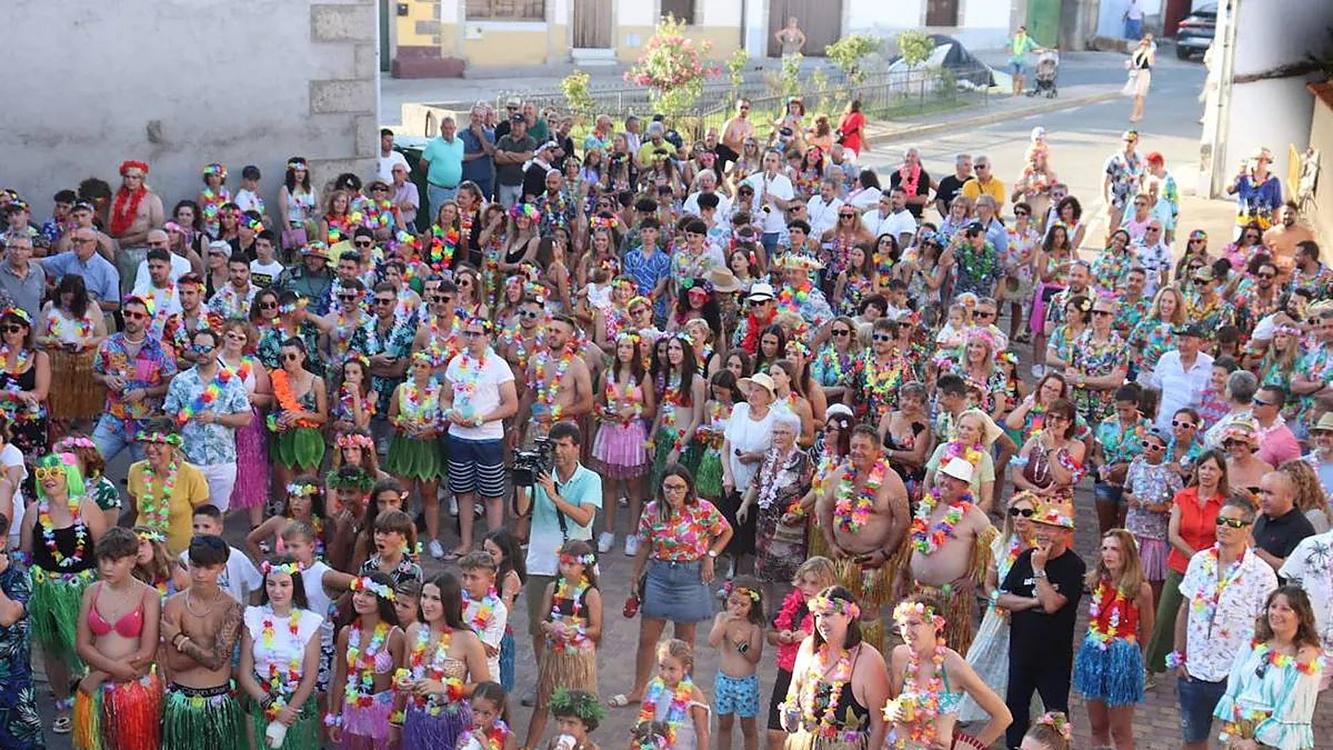 Peromingo: color, animación y mucha fiesta en víspera de Santo Domingo ...