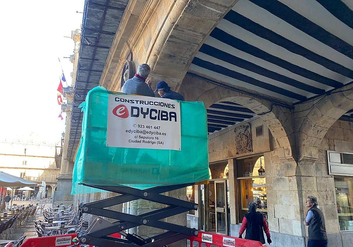 Arrancan las obras de restauración del arco dañado de la Plaza Mayor ...