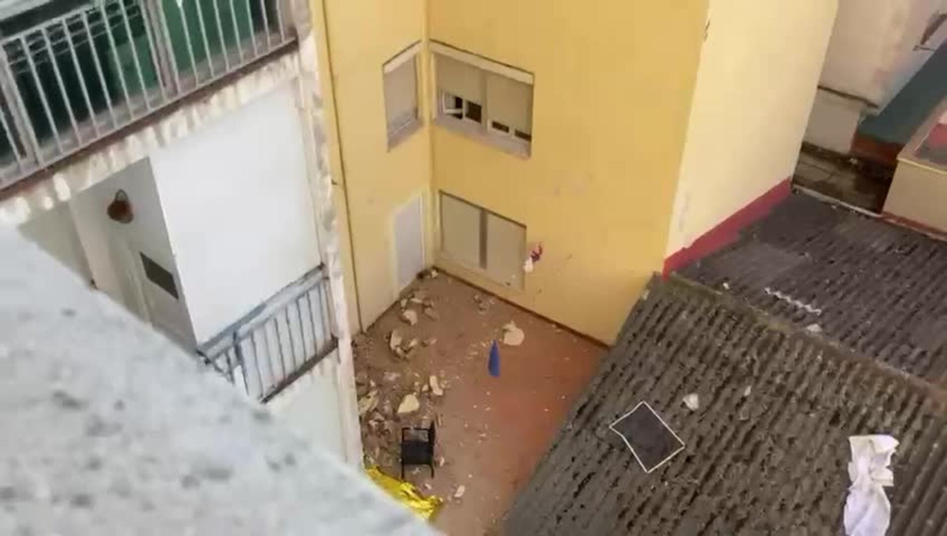 Muere una persona en una explosión en una vivienda en Pérez Galdós | La ...