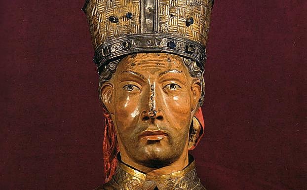 La tumba de un santo en el lugar donde cayó el mulo que lo llevaba | La ...