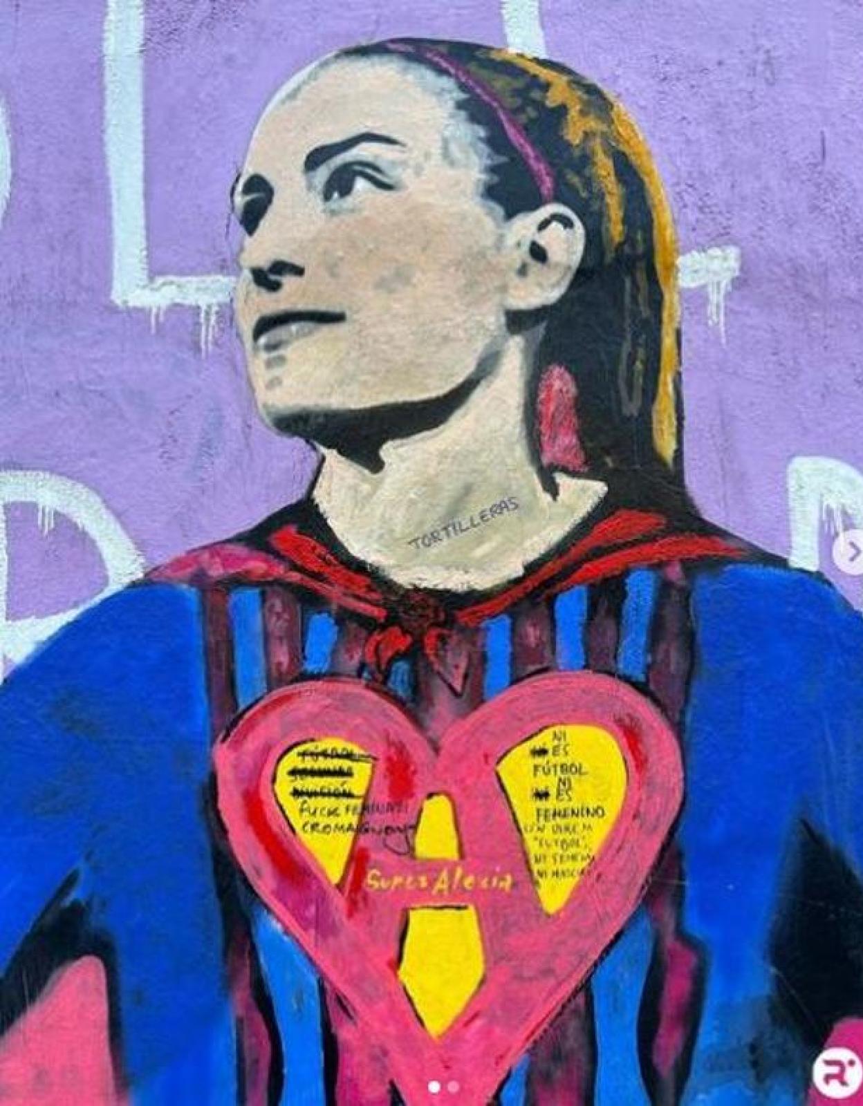 Insultos en el mural de Alexia Putellas en Barcelona: «Tortillera ...