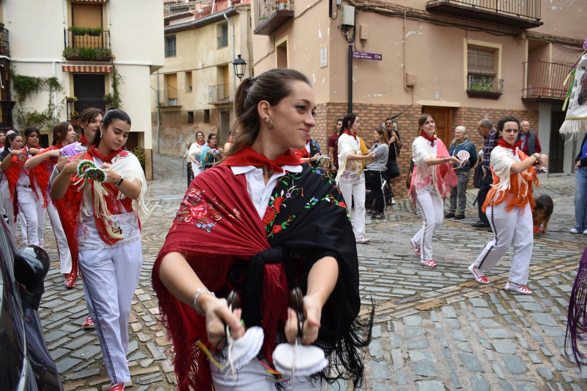 Encuentro de Danzas en Cervera del Río Alhama | La Rioja