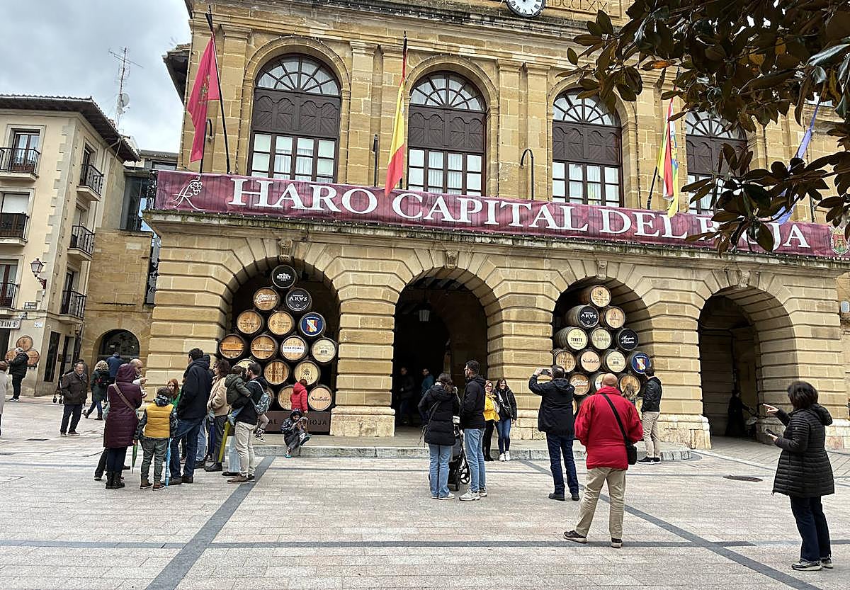 Haro lanza una iniciativa con la que proyectará gratis dos películas al ...