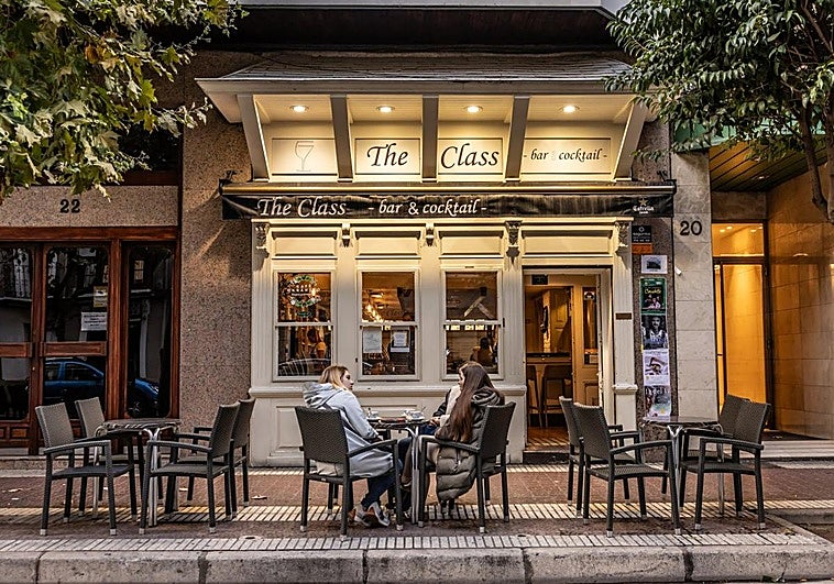 The Class cruza la acera y se hermana con el Junco | La Rioja