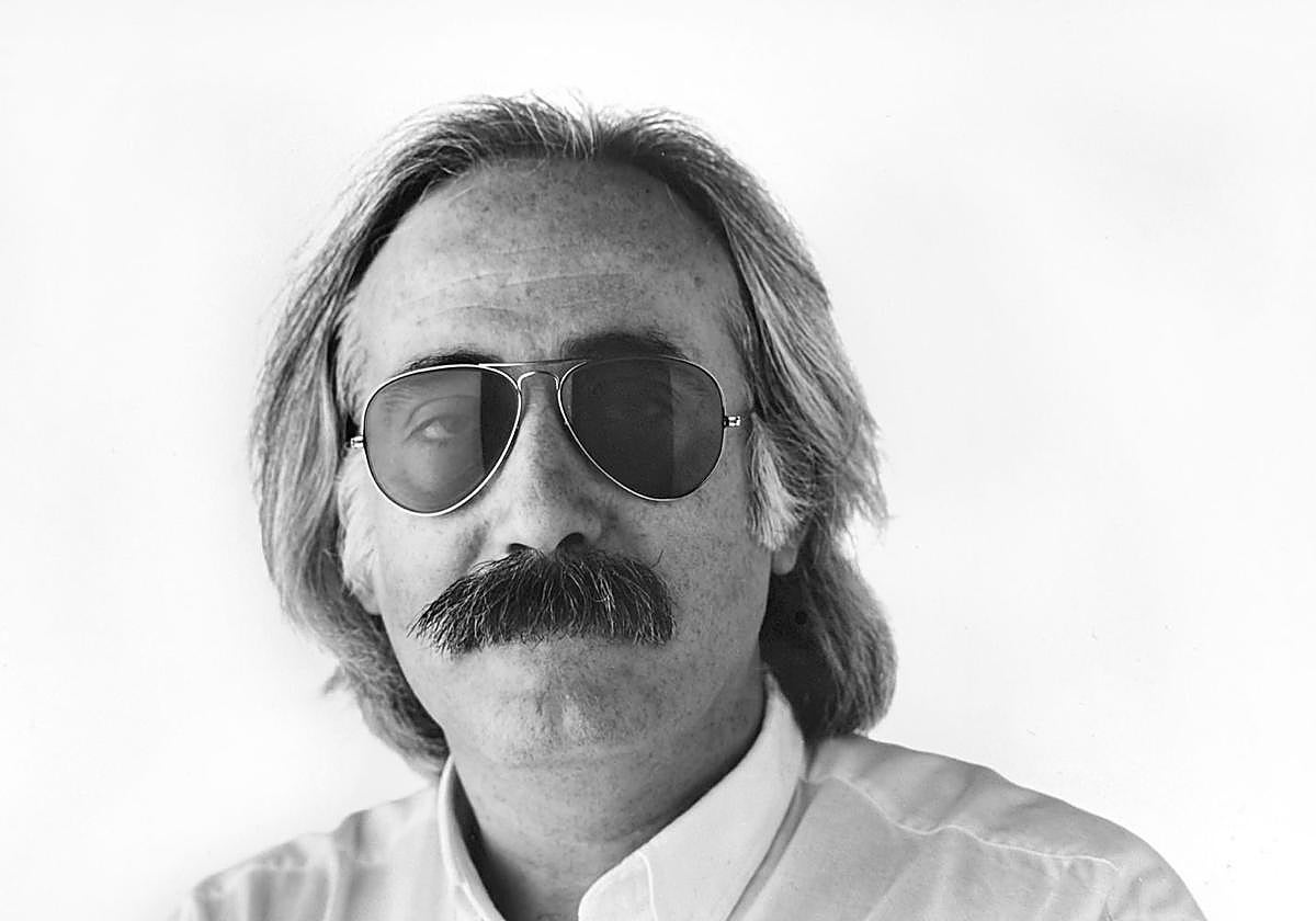 Muere a los 79 años el artista Ángel Compairé, pintor y verso suelto de ...
