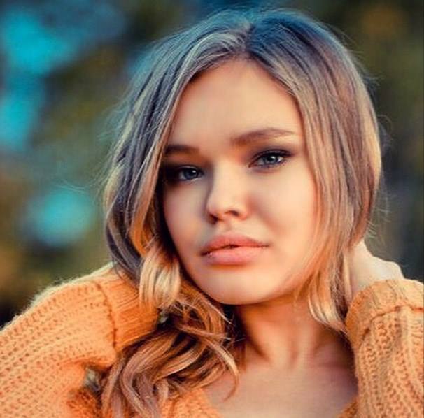 Elena Komleva, la belleza rusa que busca marido por Facebook | Las ...