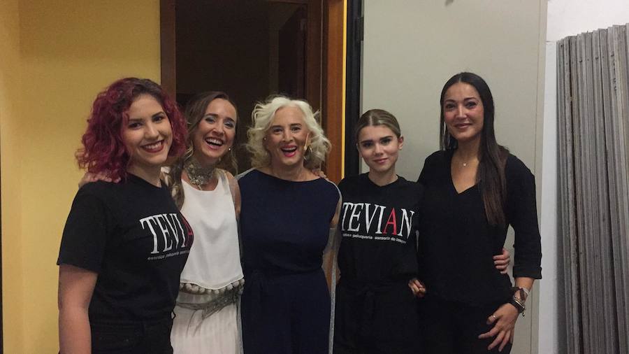 Fotos: Hugo Silva recibe en Paterna el premio Antonio Ferrandis | Las ...