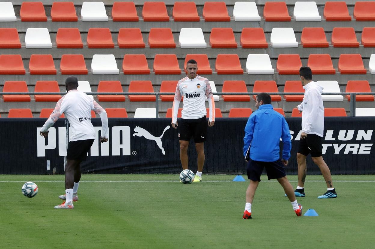 Celades debuta con el bloque de Marcelino | Las Provincias