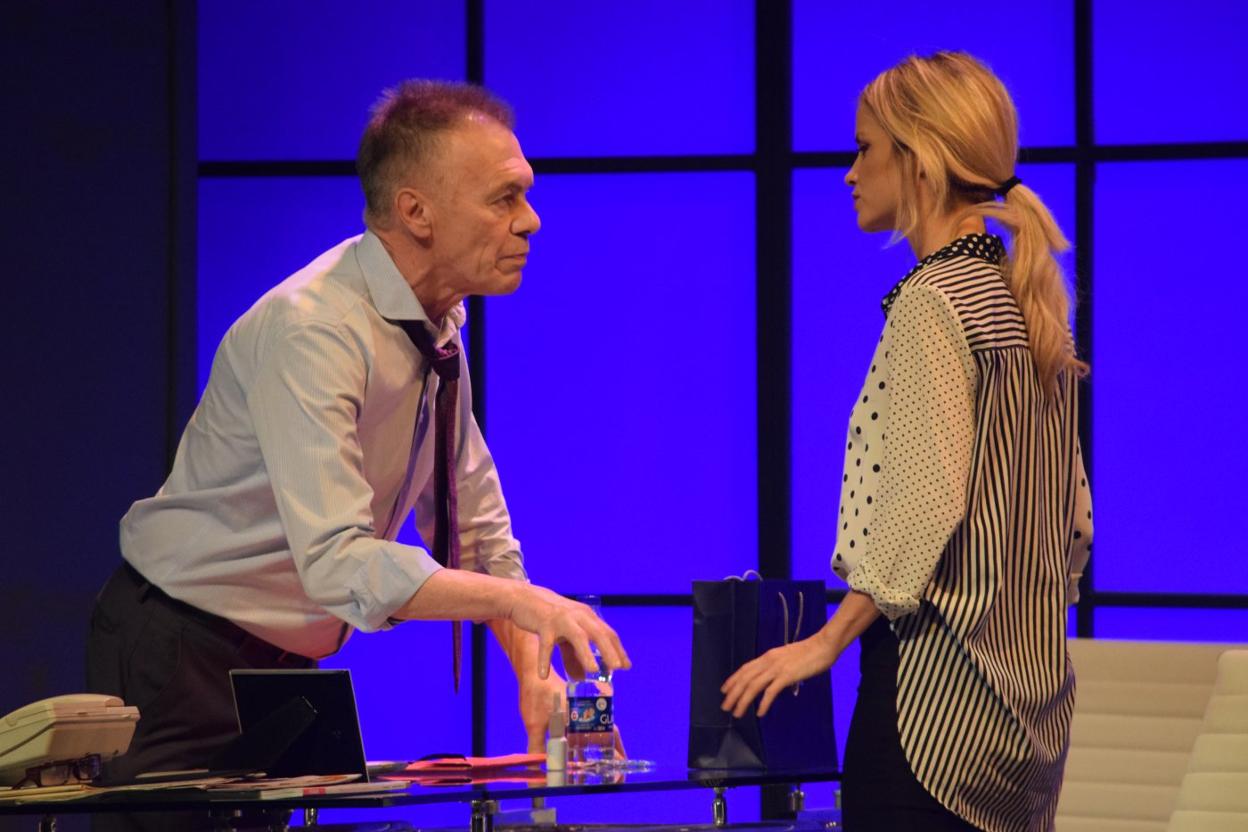 'Doble o nada', una obra sobre ambición y poder, en cartel en el Talía | Las Provincias