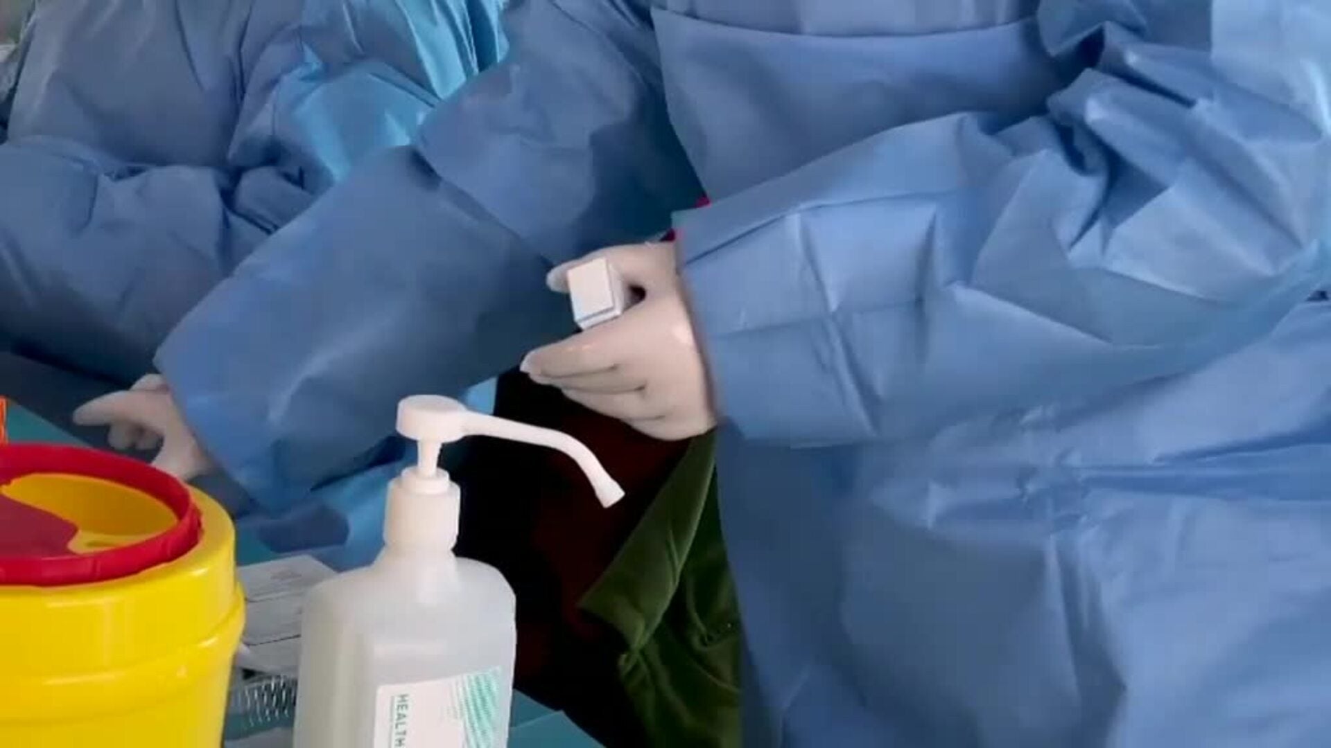 Pekín administra vacunas inhalables para frenar el repunte de COVID ...