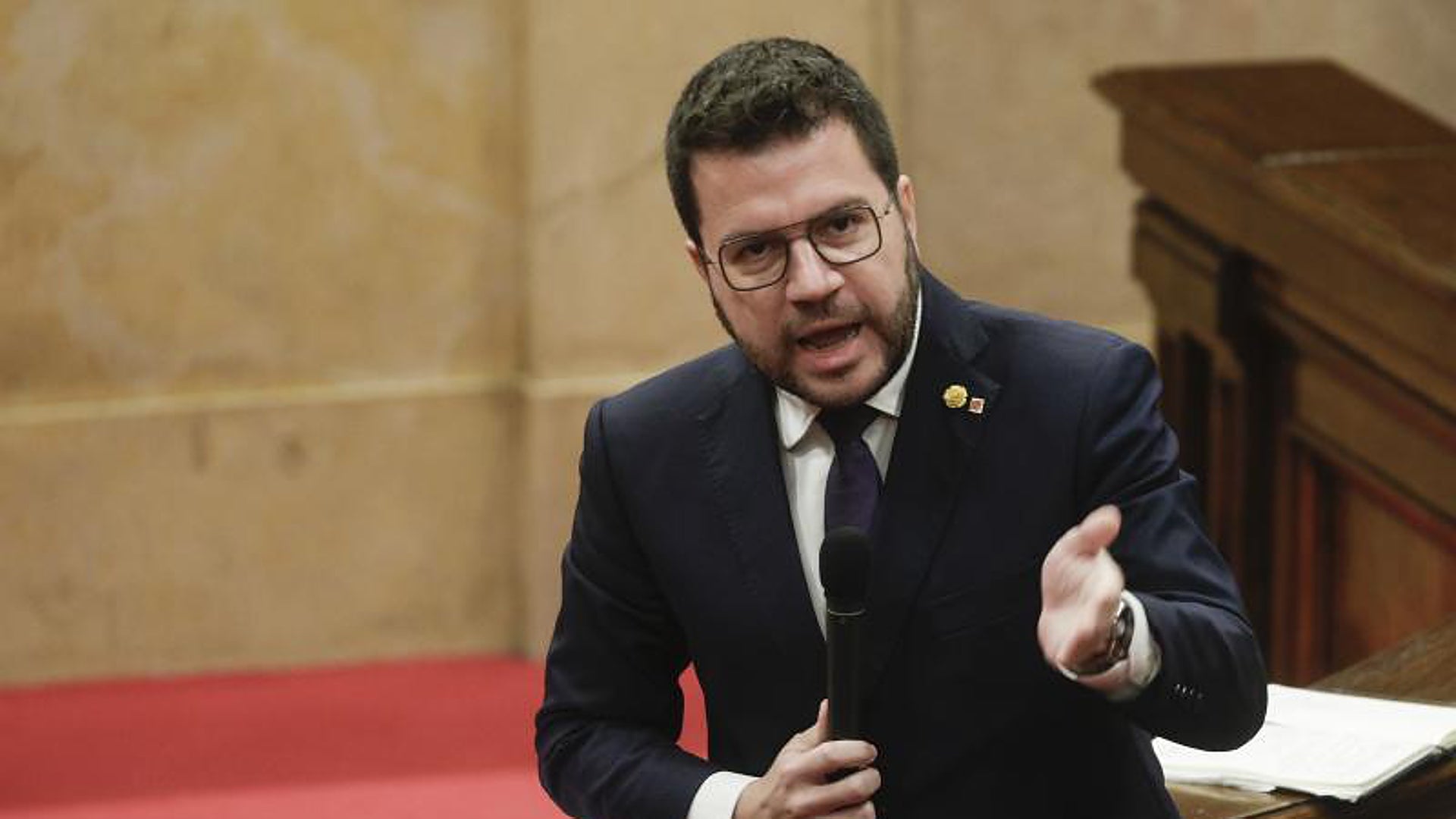 Catalán o valenciano | El independentista Aragonés se brinda a ...