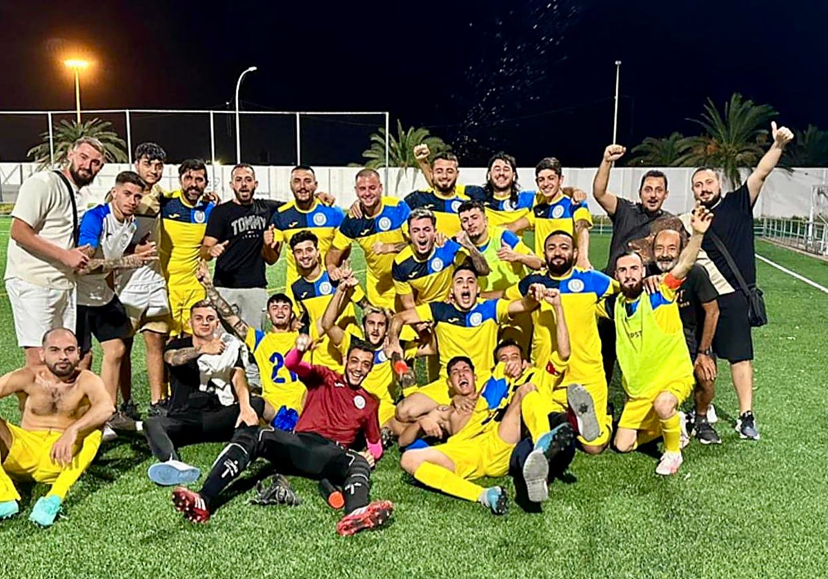 El fútbol une al barrio de la Coma de Paterna | Las Provincias