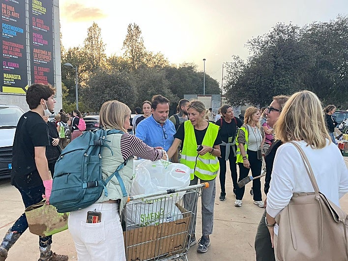 Lorena Oliver, la organizadora de bodas que gestionó la ayuda ...