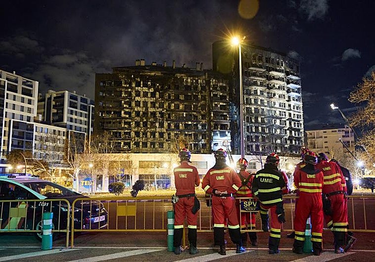El juez que investiga el incendio de Campanar rechaza imputar a los ...