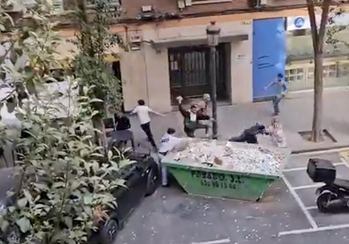 Dos detenidos por el robo de un teléfono móvil en Zaidía | Las Provincias
