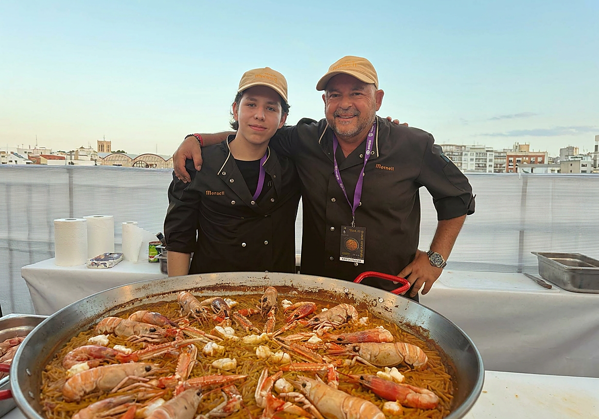 La mejor fideuá valenciana se cocina en Mornell del Palmar | Las Provincias